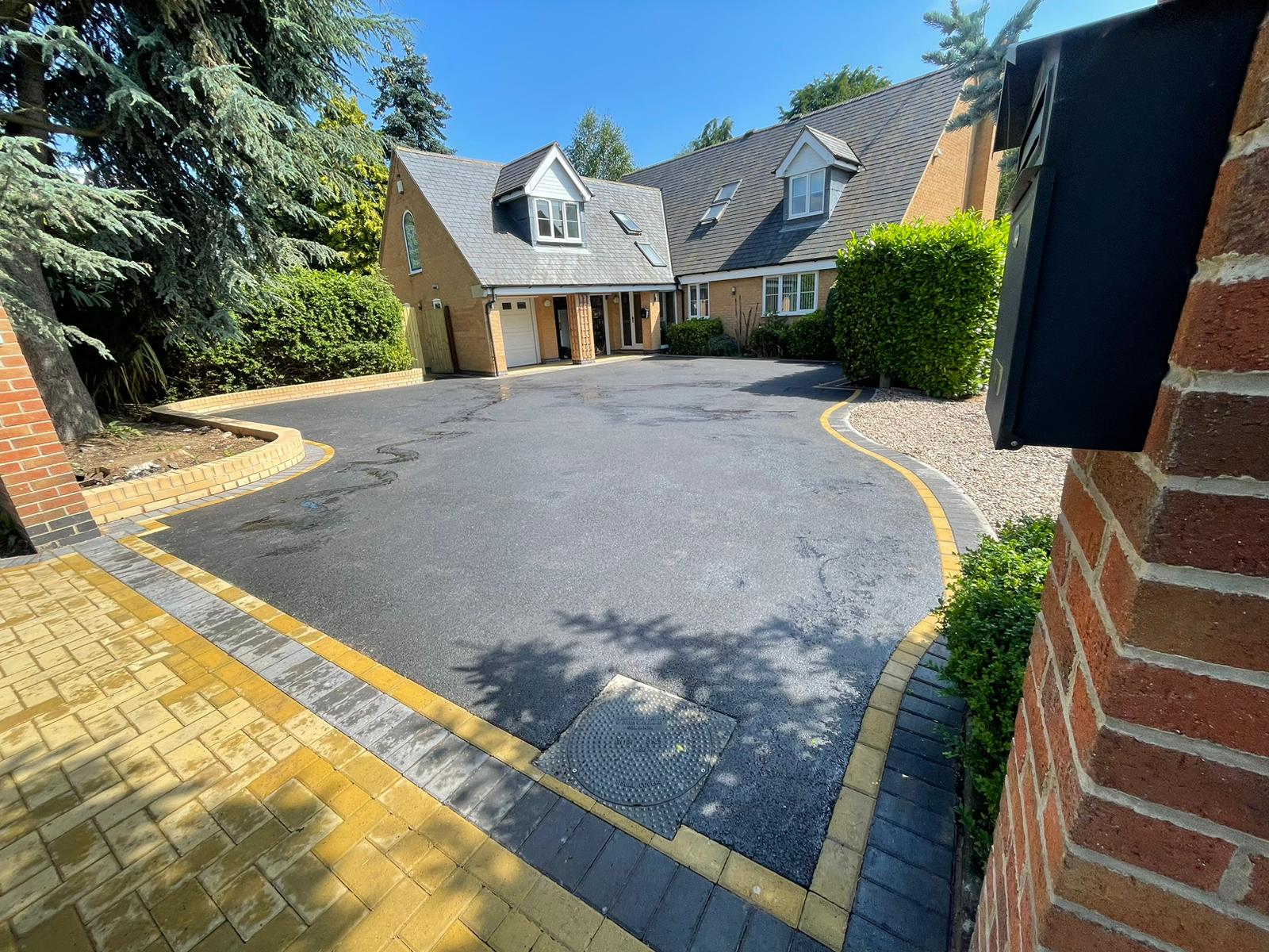 Prestige Driveways Northampton | Resin, Tarmac, Block Paving & Patios